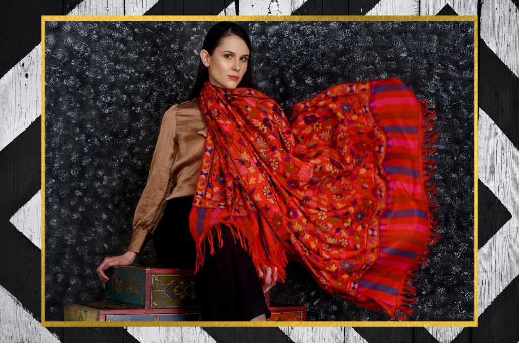 What is a Pashmina Scarf | Pashmina Editorial | Pashmina.com